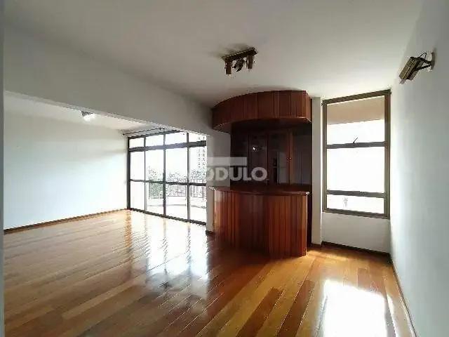 Apartamento para Locação em Uberlândia/MG Centro 3 Quartos