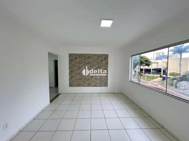 Apartamento para Locação em Uberlândia/MG Centro 3 Quartos