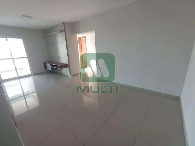 Apartamento para Locação em Uberlândia/MG Centro 3 Quartos