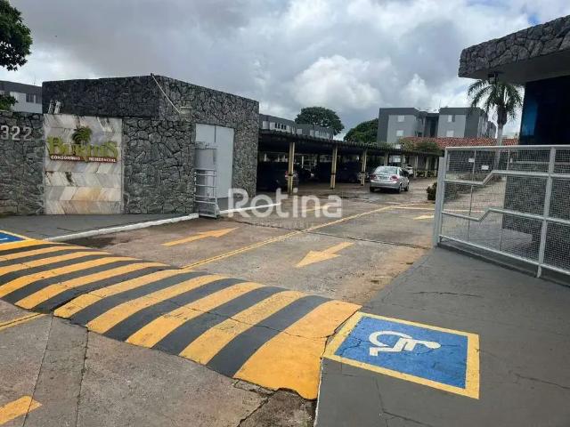 Apartamento para Locação em Uberlândia/MG Alto Umuarama 3 Quartos