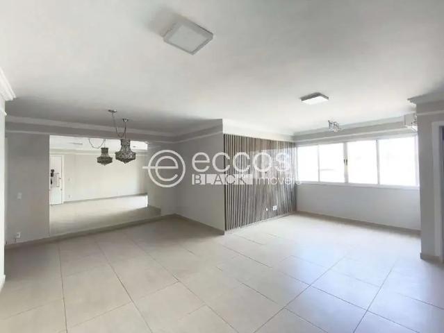 Apartamento para Locação em Uberlândia/MG Fundinho 4 Quartos