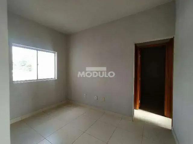Apartamento para Locação em Uberlândia/MG Jardim Ipanema I 2 Quartos