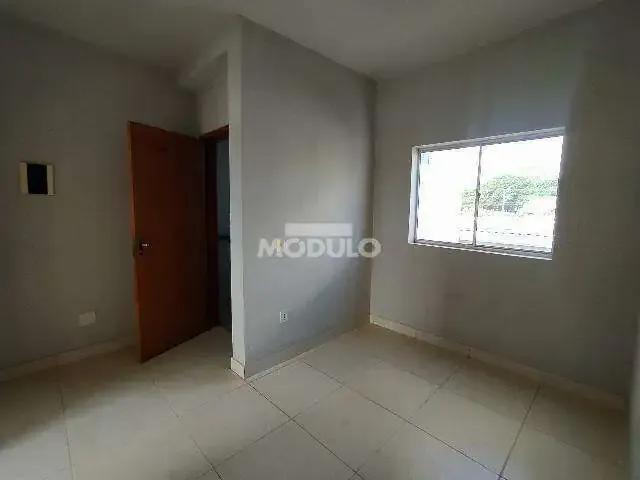 Apartamento para Locação em Uberlândia/MG Jardim Ipanema I 2 Quartos