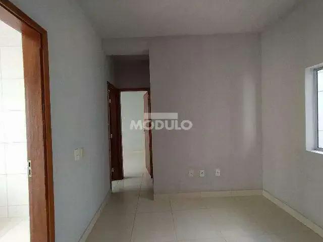 Apartamento para Locação em Uberlândia/MG Jardim Ipanema 2 Quartos