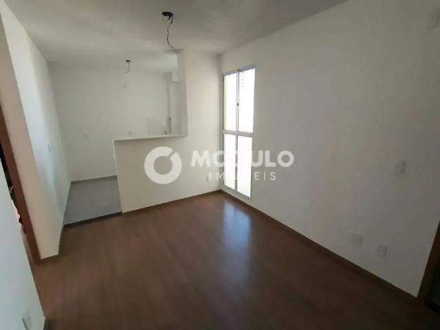 Apartamento para Locação em Uberlândia/MG Jardim Patrícia 2 Quartos
