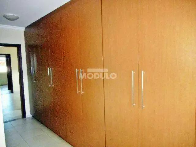 Apartamento para Locação em Uberlândia/MG Osvaldo Rezende 3 Quartos
