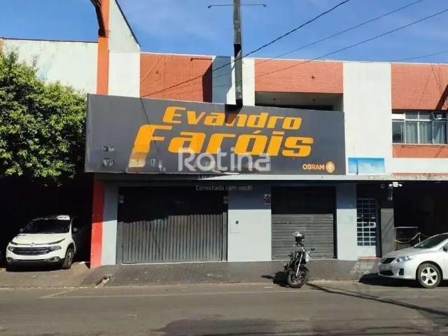 Apartamento para Locação em Uberlândia/MG Martins 4 Quartos