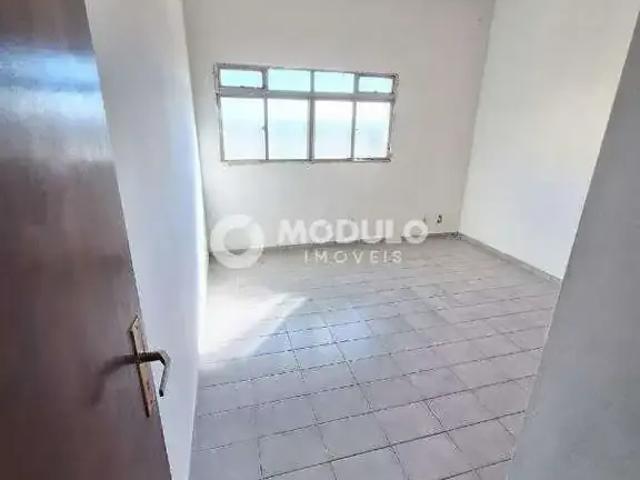 Apartamento para Locação em Uberlândia/MG Martins 3 Quartos