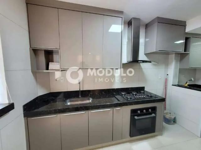 Apartamento para Locação em Uberlândia/MG Novo Mundo 2 Quartos