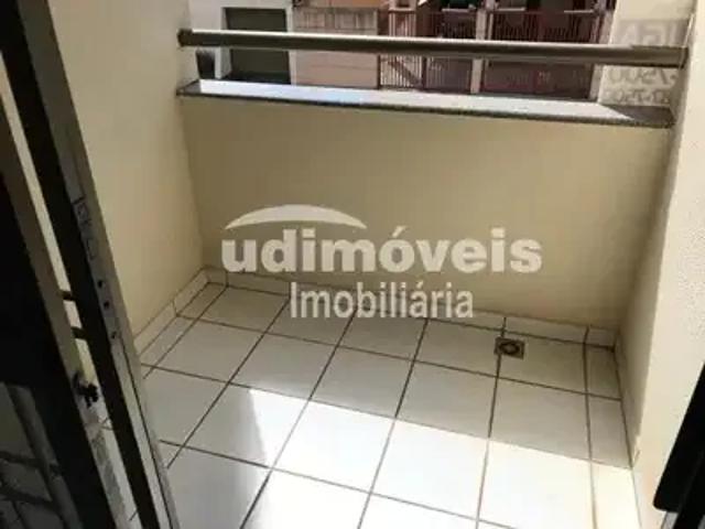 Apartamento para Locação em Uberlândia/MG Santa Mônica 2 Quartos