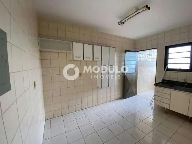Apartamento para Locação em Uberlândia/MG Santa Mônica 2 Quartos