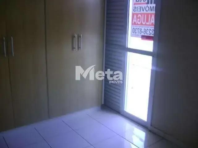Apartamento para Locação em Uberlândia/MG Santa Mônica 2 Quartos