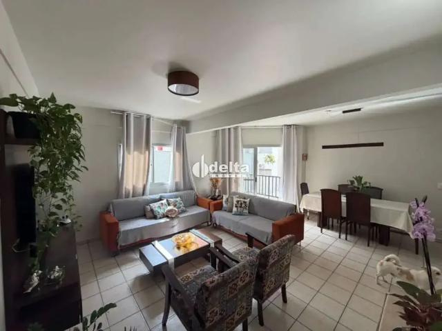 Apartamento para Locação em Uberlândia/MG Saraiva 4 Quartos