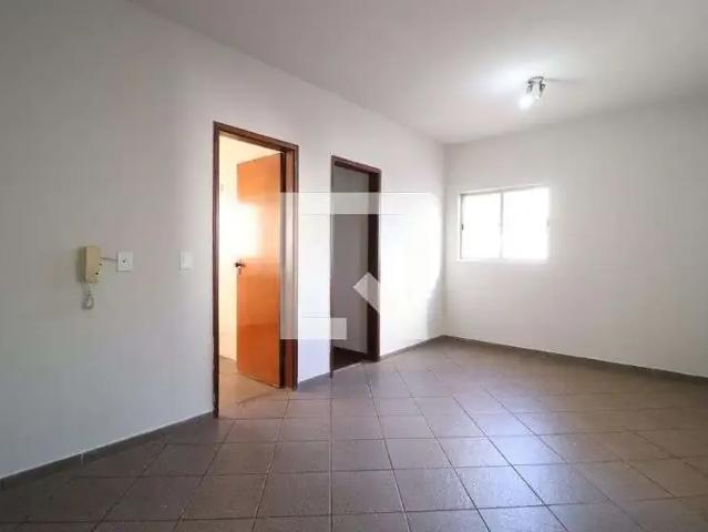Apartamento para Locação em Uberlândia/MG Saraiva 2 Quartos