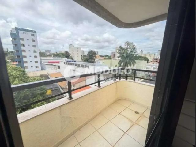 Apartamento para Locação em Uberlândia/MG Saraiva 3 Quartos