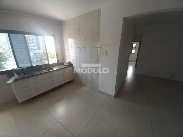 Apartamento para Locação em Uberlândia/MG Saraiva 3 Quartos