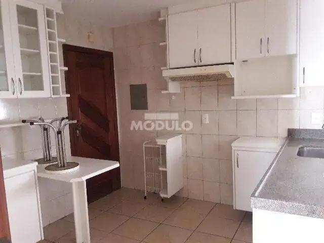 Apartamento para Locação em Uberlândia/MG Tabajaras 3 Quartos