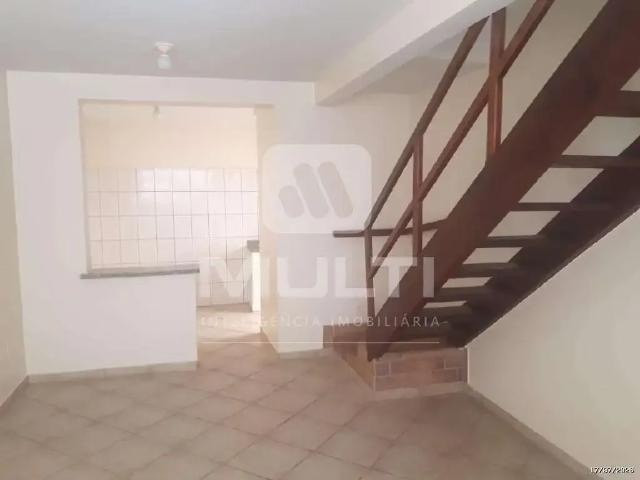 Apartamento para Locação em Uberlândia/MG Umuarama 2 Quartos