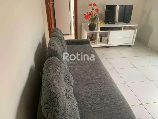 Apartamento para Locação em Uberlândia/MG Umuarama 2 Quartos
