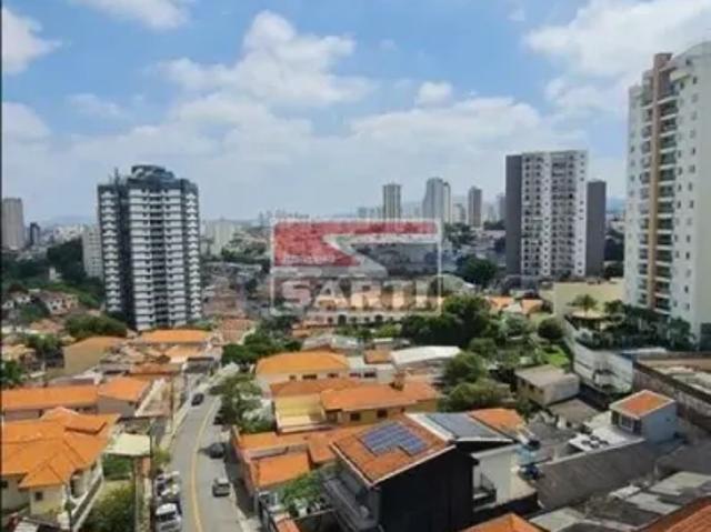 Apartamento para locação em andar alto com sacada com piso laminado 2 dormitórios e 1 vaga