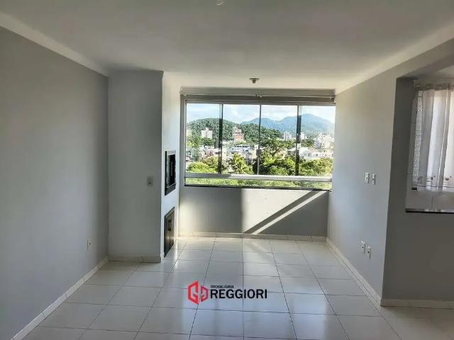 Apartamento para Locação em Balneário Camboriú/SC Vila Real 2 Quartos