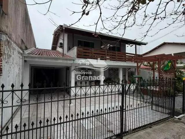 Apartamento para Locação em Balneário Camboriú/SC Vila Real 2 Quartos