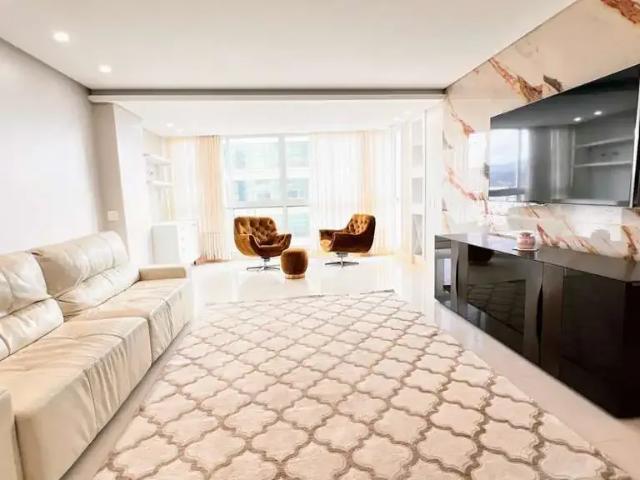 Apartamento para Locação em Balneário Camboriú/SC Centro 3 Quartos