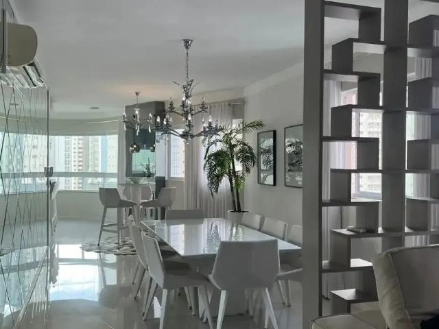 Apartamento para Locação em Balneário Camboriú/SC Centro 3 Quartos