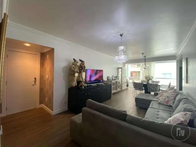 Apartamento para Locação em Balneário Camboriú/SC Centro 3 Quartos