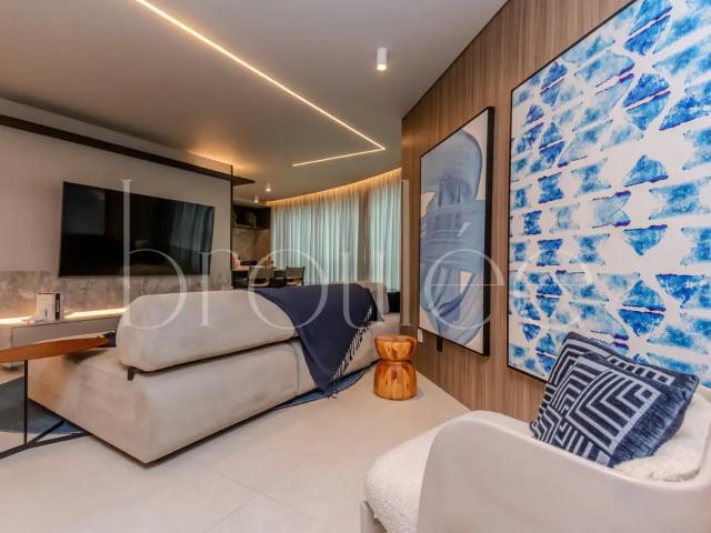 Apartamento para Locação em Balneário Camboriú/SC Centro 3 Quartos