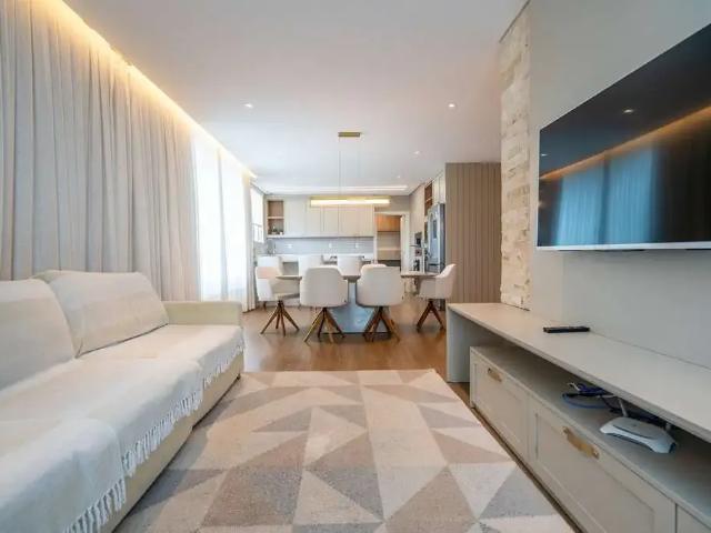 Apartamento para Locação em Balneário Camboriú/SC Centro 3 Quartos