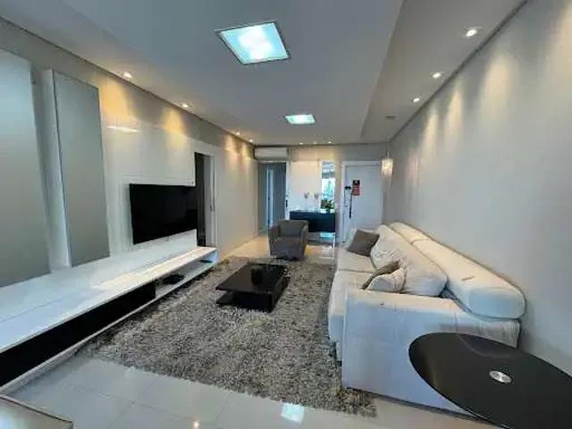 Apartamento para Locação em Balneário Camboriú/SC Centro 3 Quartos