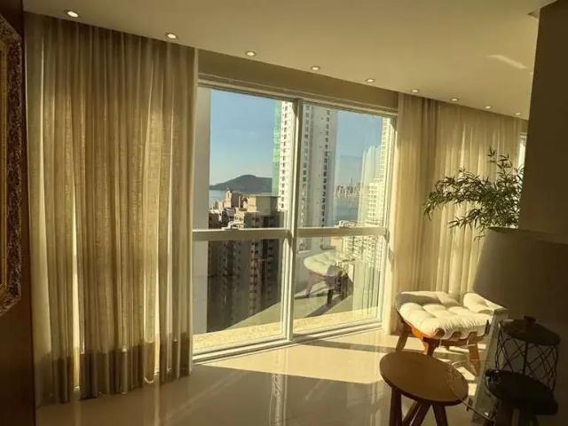 Apartamento para Locação em Balneário Camboriú/SC Centro 3 Quartos