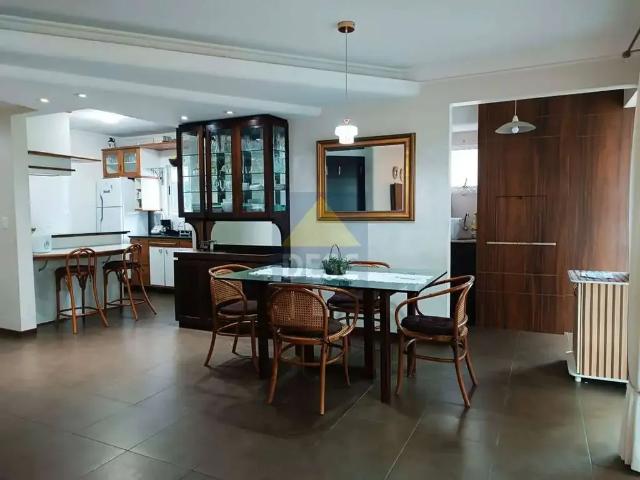 Apartamento para Locação em Balneário Camboriú/SC Centro 3 Quartos