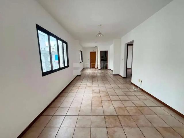 Apartamento para Locação em Balneário Camboriú/SC Centro 3 Quartos