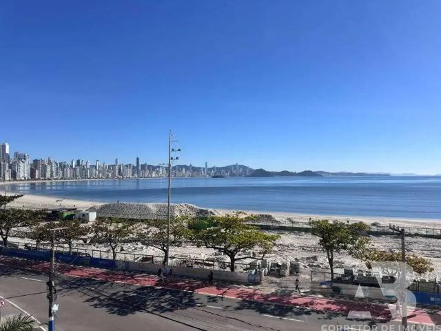 Apartamento para Locação em Balneário Camboriú/SC Centro 3 Quartos