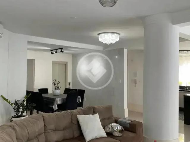 Apartamento para Locação em Balneário Camboriú/SC Centro 3 Quartos
