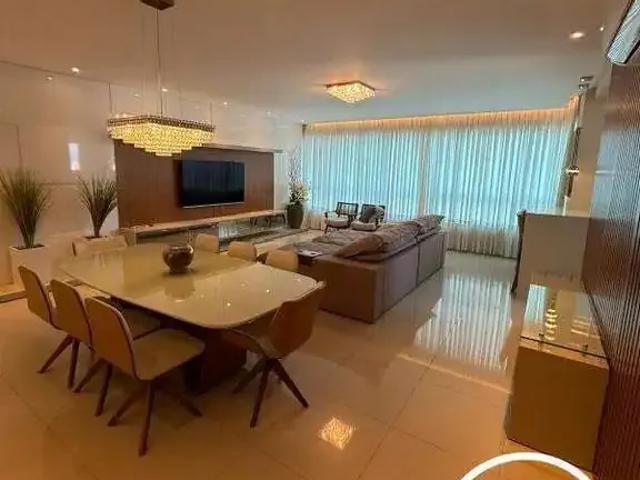 Apartamento para Locação em Balneário Camboriú/SC Centro 3 Quartos