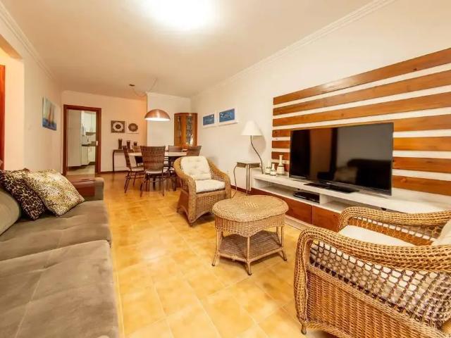 Apartamento para Locação em Balneário Camboriú/SC Centro 3 Quartos