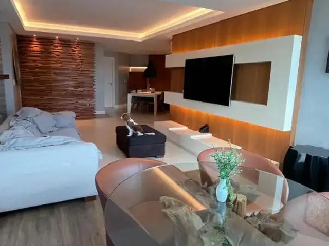 Apartamento para Locação em Balneário Camboriú/SC Centro 3 Quartos