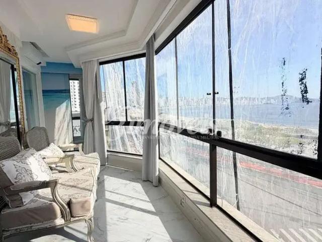 Apartamento para Locação em Balneário Camboriú/SC Centro 3 Quartos