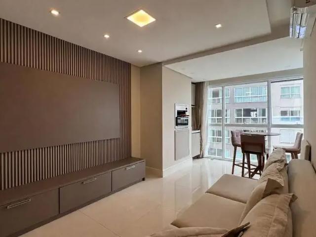 Apartamento para Locação em Balneário Camboriú/SC Centro 3 Quartos