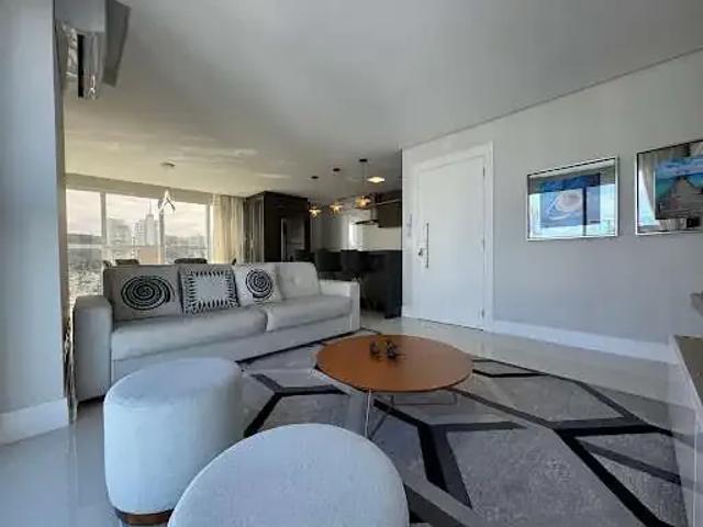 Apartamento para Locação em Balneário Camboriú/SC Centro 3 Quartos