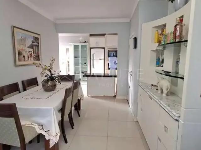 Apartamento para Locação em Balneário Camboriú/SC Centro 2 Quartos