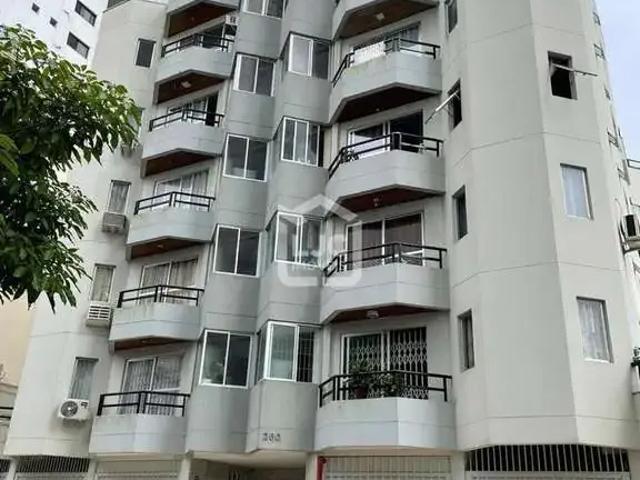 Apartamento para Locação em Balneário Camboriú/SC Centro 2 Quartos