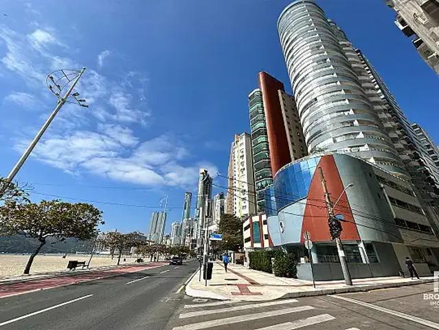 Apartamento para Locação em Balneário Camboriú/SC Centro 2 Quartos