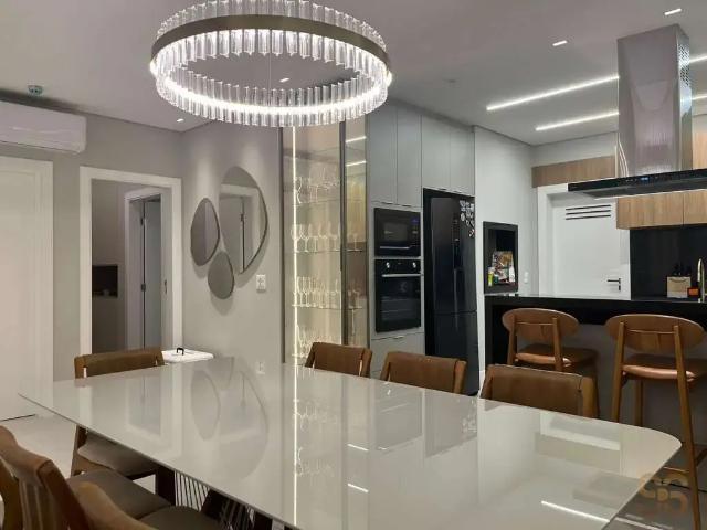 Apartamento para Locação em Balneário Camboriú/SC Centro 4 Quartos