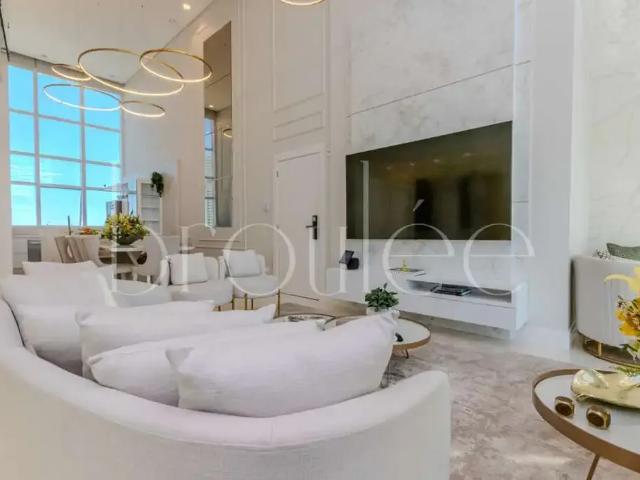 Apartamento para Locação em Balneário Camboriú/SC Centro 4 Quartos