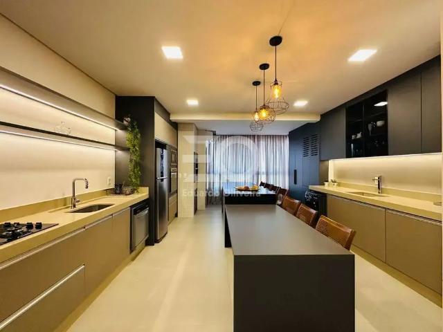 Apartamento para Locação em Balneário Camboriú/SC Pioneiros 4 Quartos
