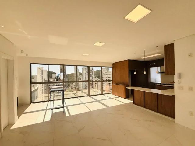 Apartamento para Locação em Balneário Camboriú/SC Pioneiros 4 Quartos